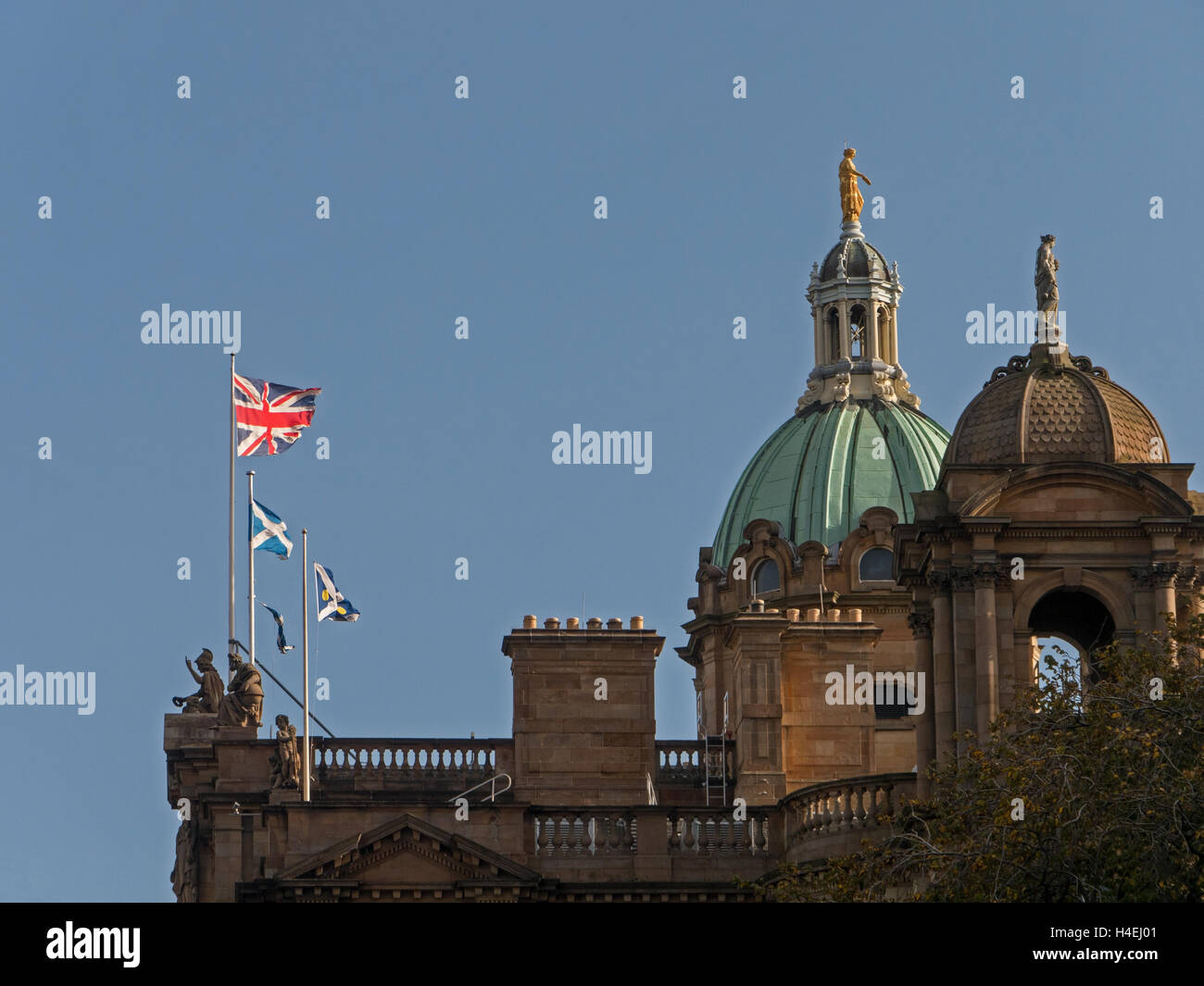 Skyline Scottish Rooftop Architecture in The Royal Mile, Old Town, City ...