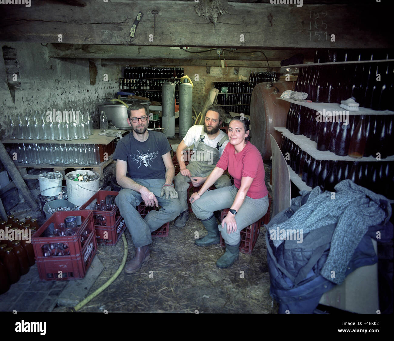 Cider bottles hi-res stock photography and images - Alamy