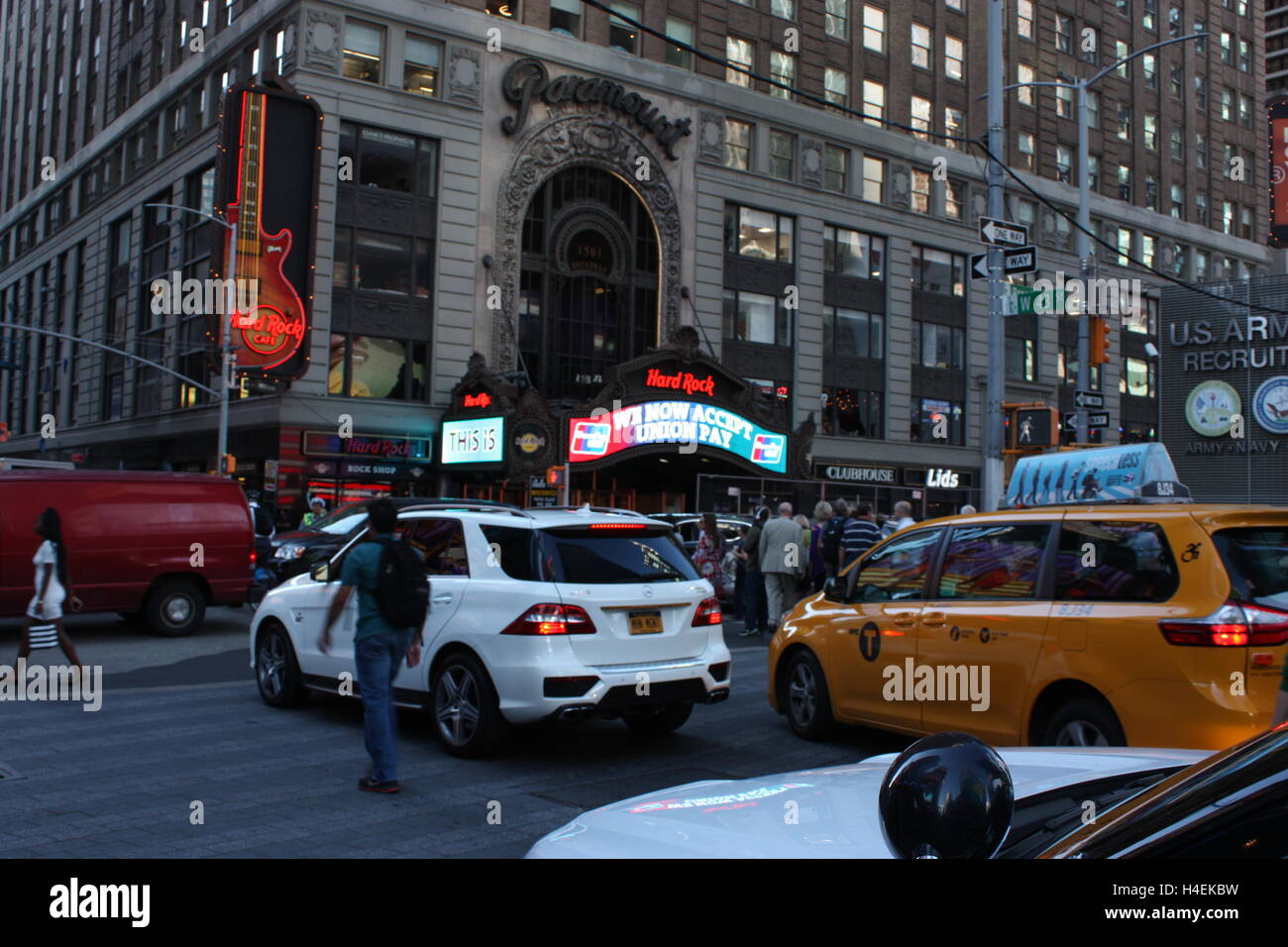 The hard rock cafe times square hi-res stock photography and images - Alamy