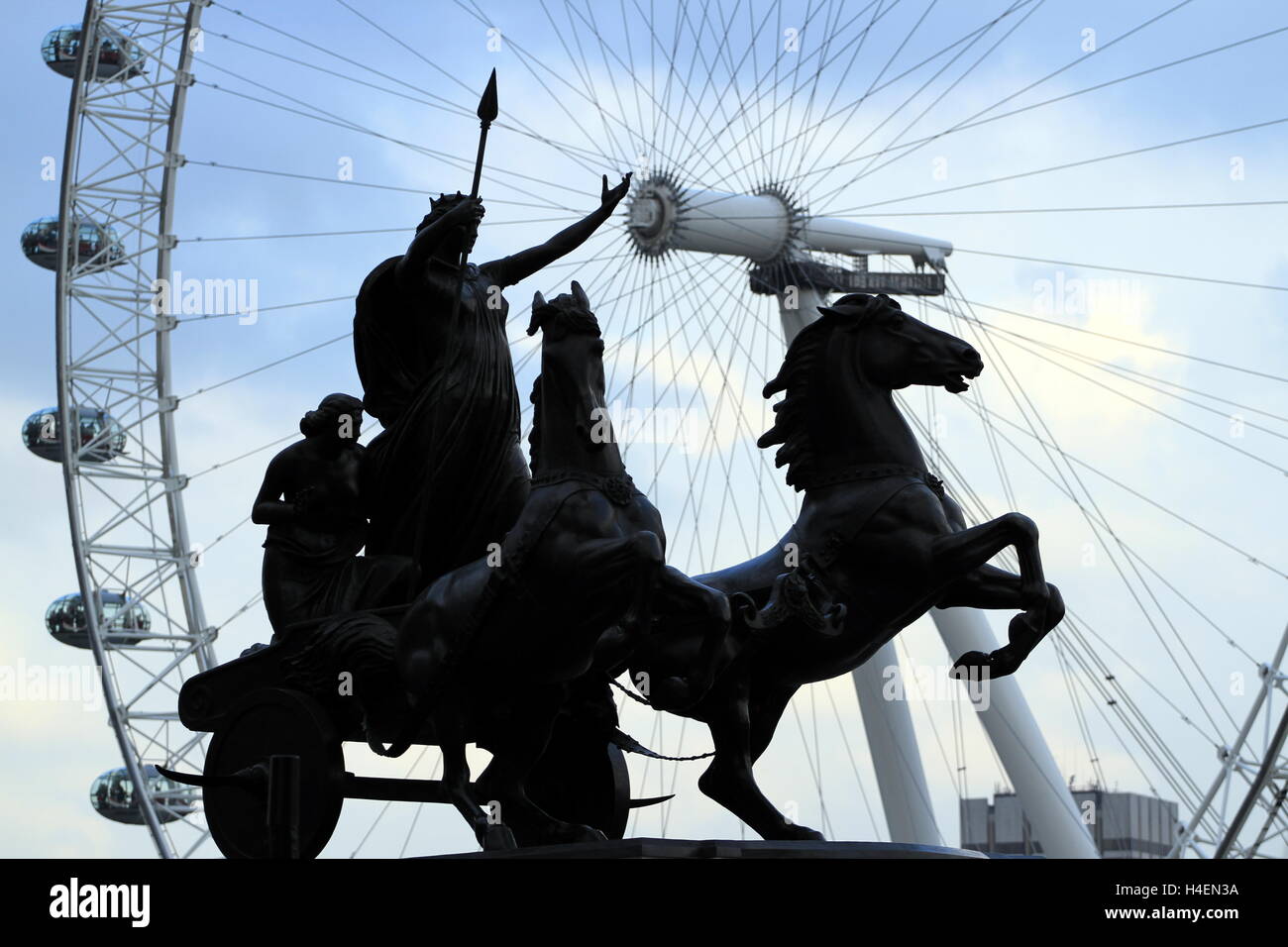 Statue boudicca westminster bridge london hi-res stock photography and ...
