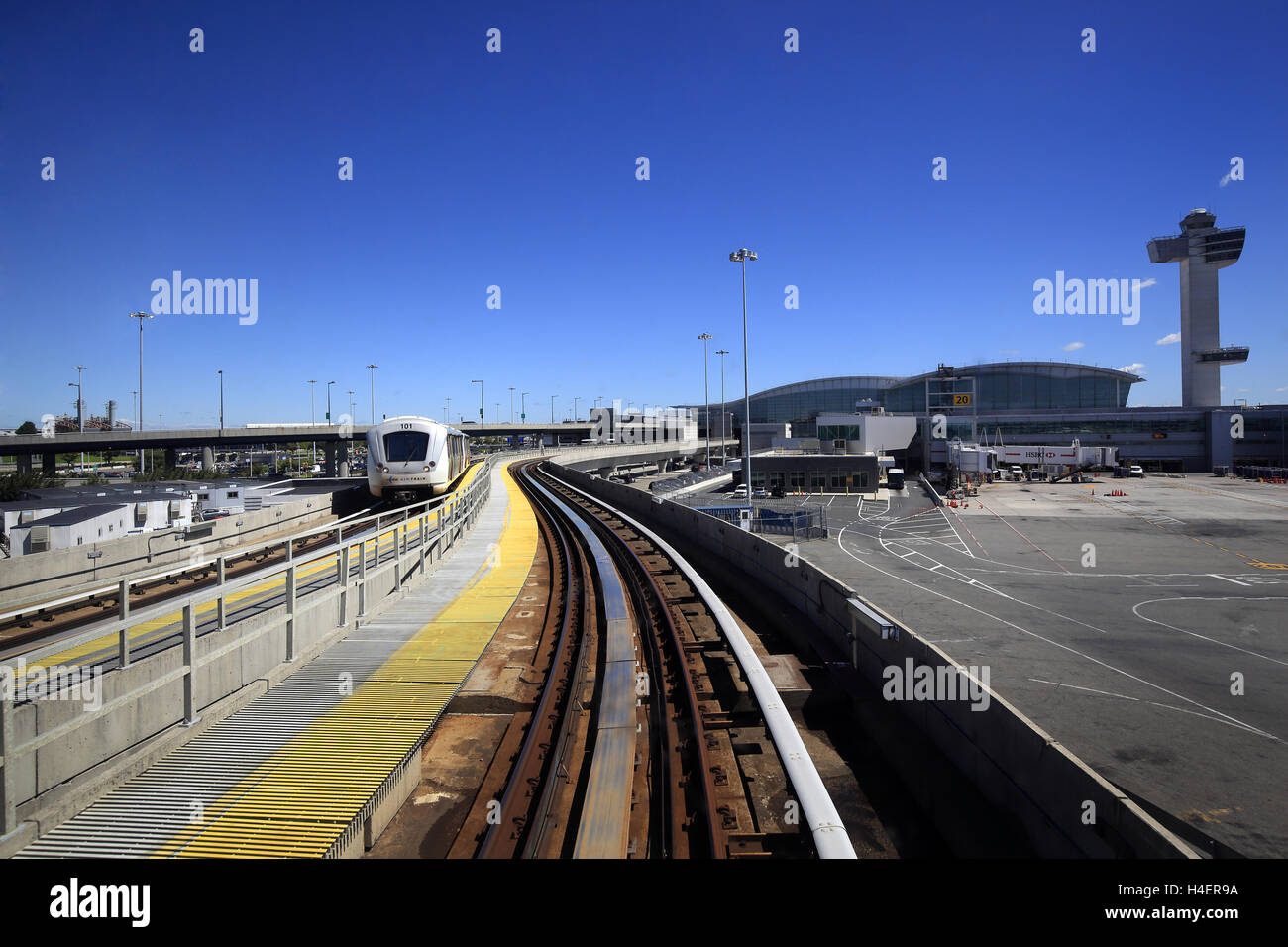 New york airtrain hi-res stock photography and images - Alamy