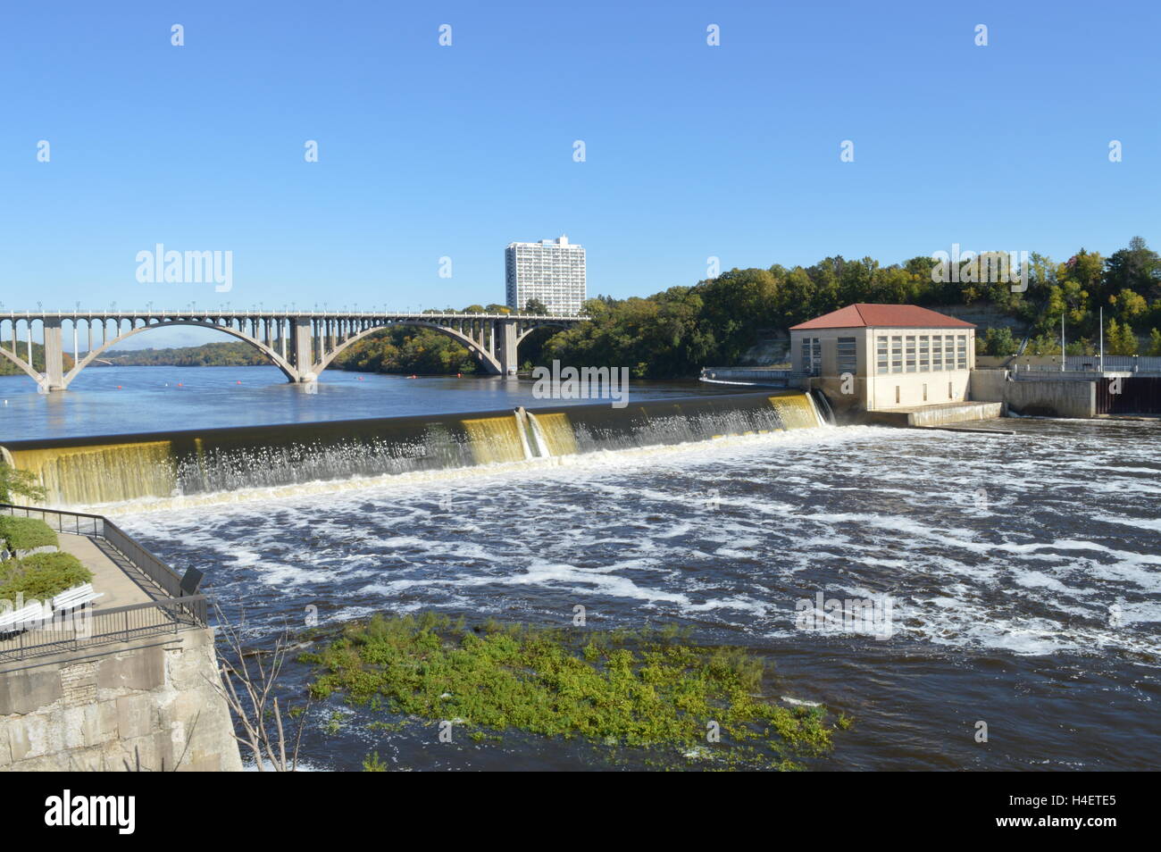 Ford bridge and dam hi-res stock photography and images - Alamy