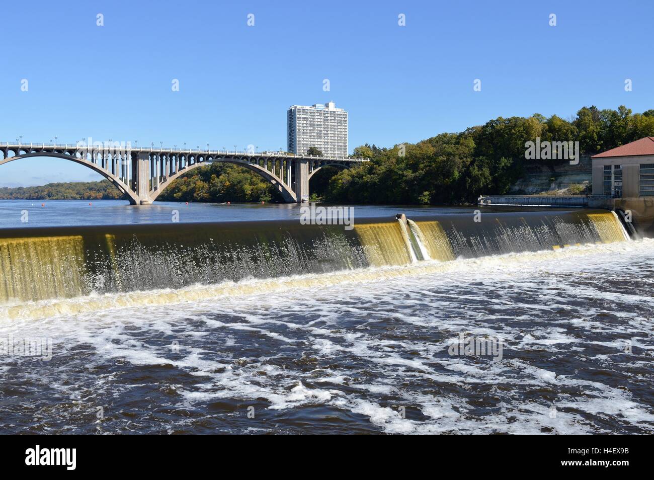 Waterfall at the Ford Dam in Minneapolis Minnesota Stock Photo - Alamy
