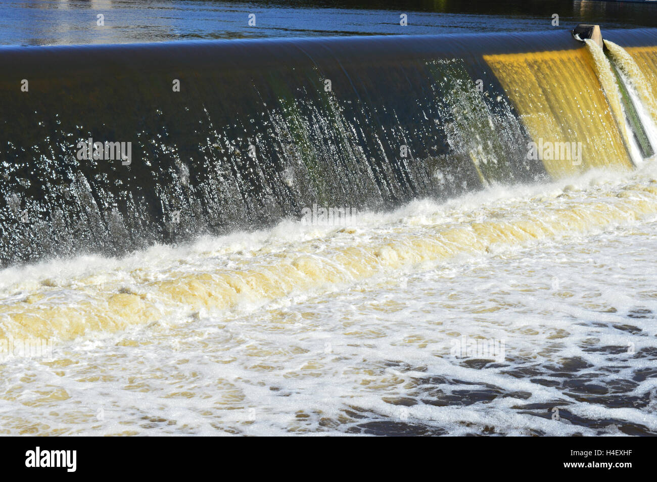 Waterfall at the Ford Dam in Minneapolis Minnesota Stock Photo - Alamy