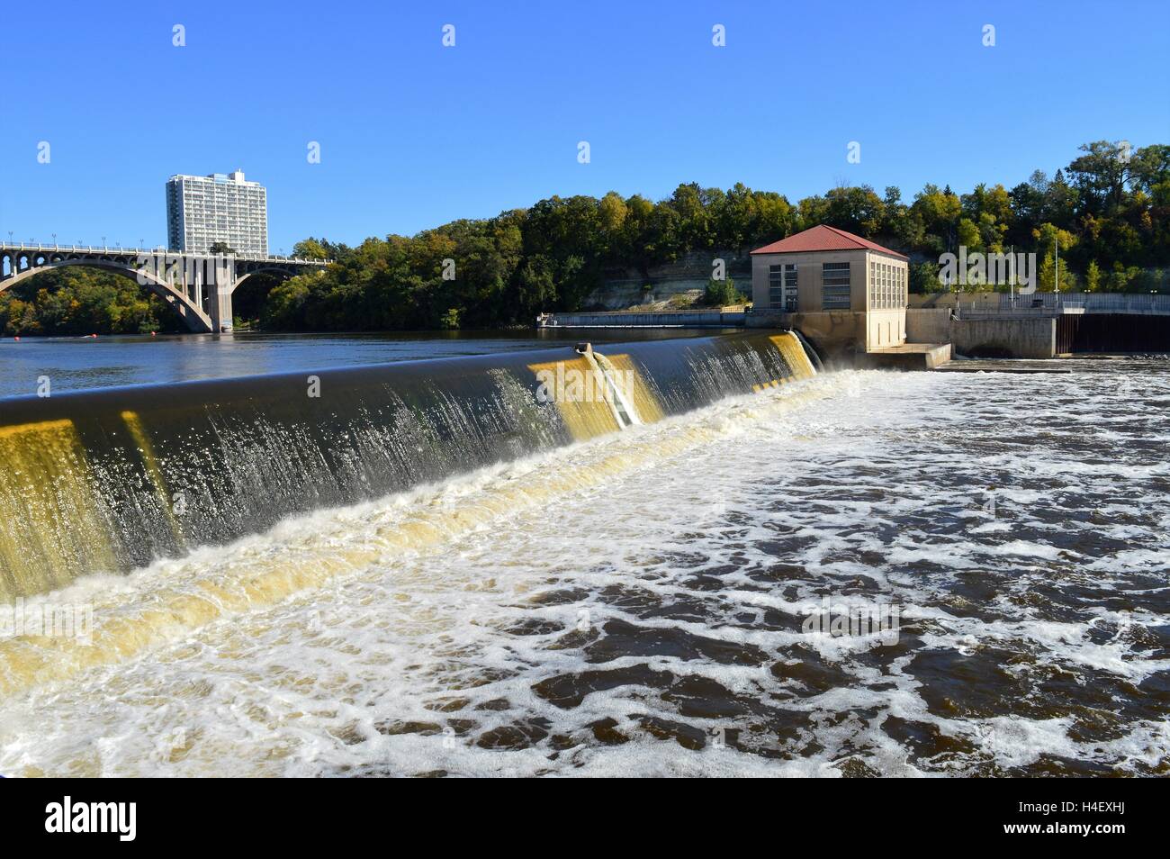 Waterfall at the Ford Dam in Minneapolis Minnesota Stock Photo - Alamy