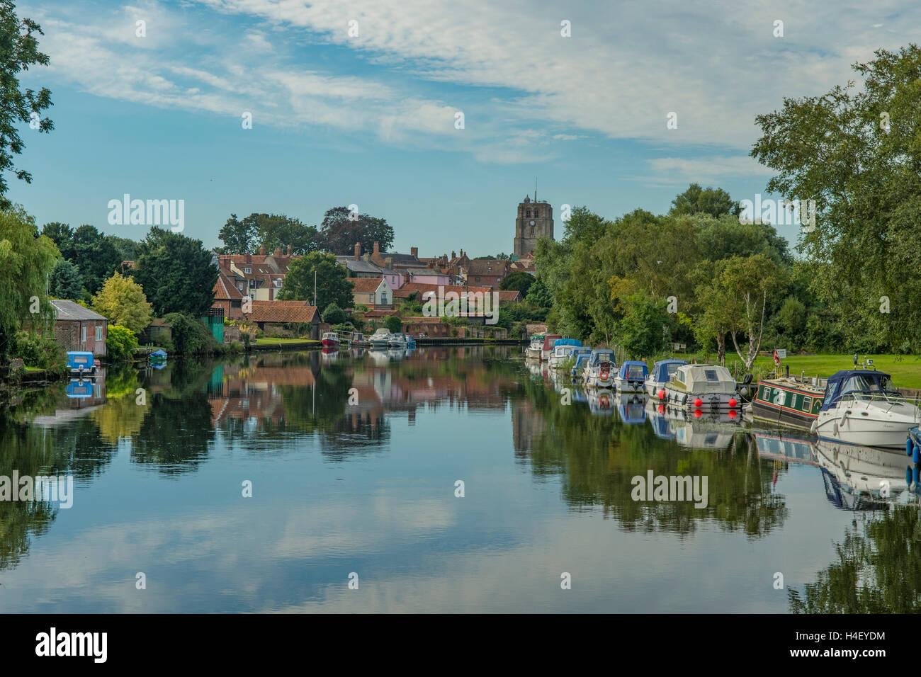 River Waveney, Beccles, Norfolk, England Stock Photo - Alamy