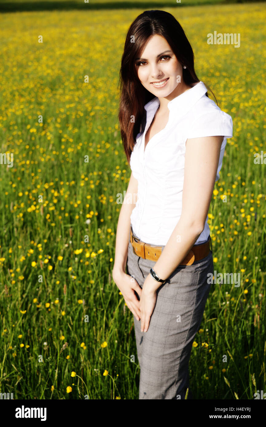 22 years old twenty one female hi-res stock photography and images - Alamy