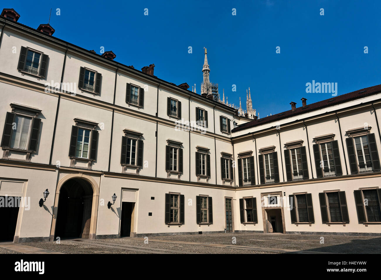 Milan royal palace hi-res stock photography and images - Alamy