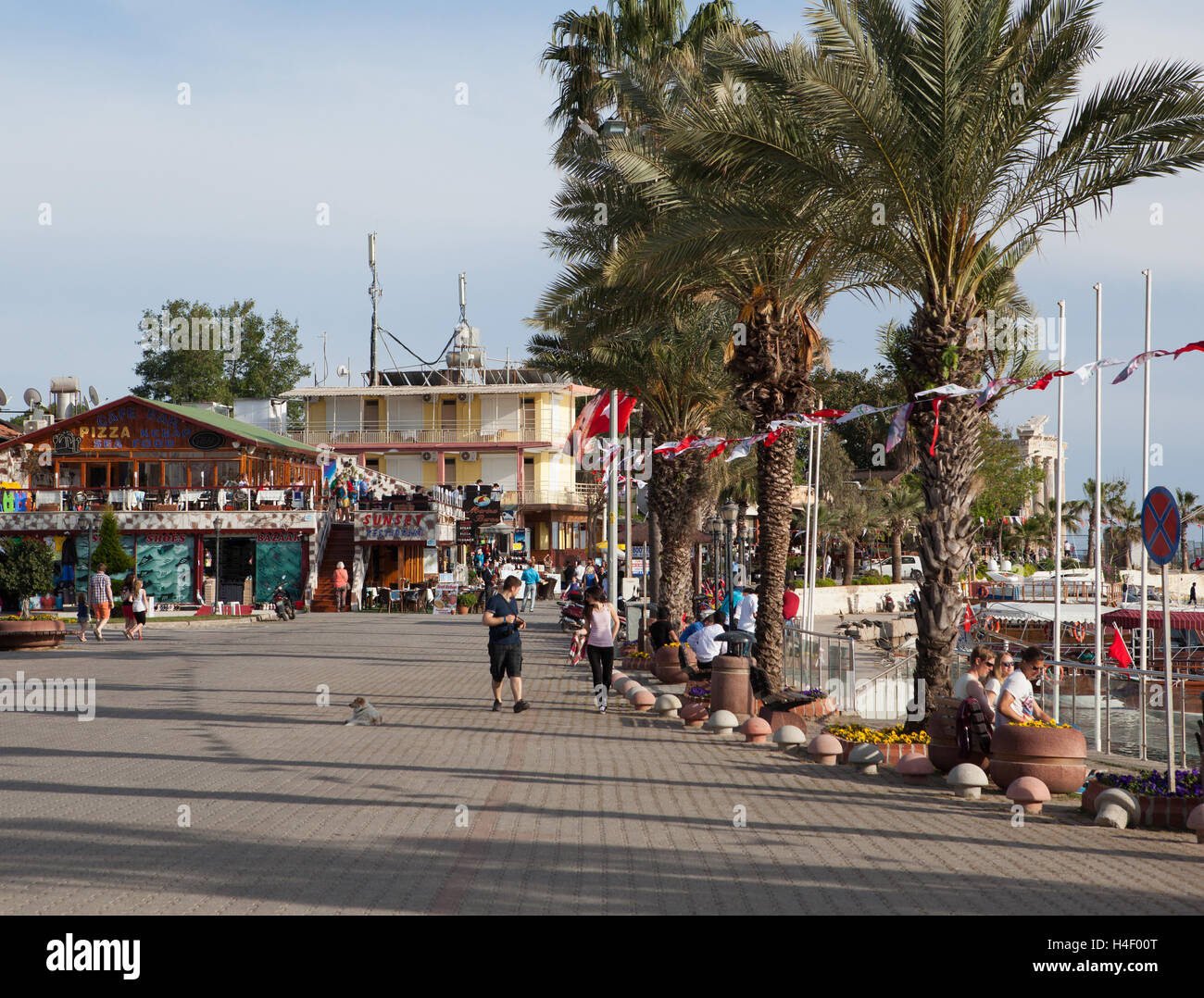 Promenade and palm trees, Side, Antalya, Turkey Stock Photo - Alamy