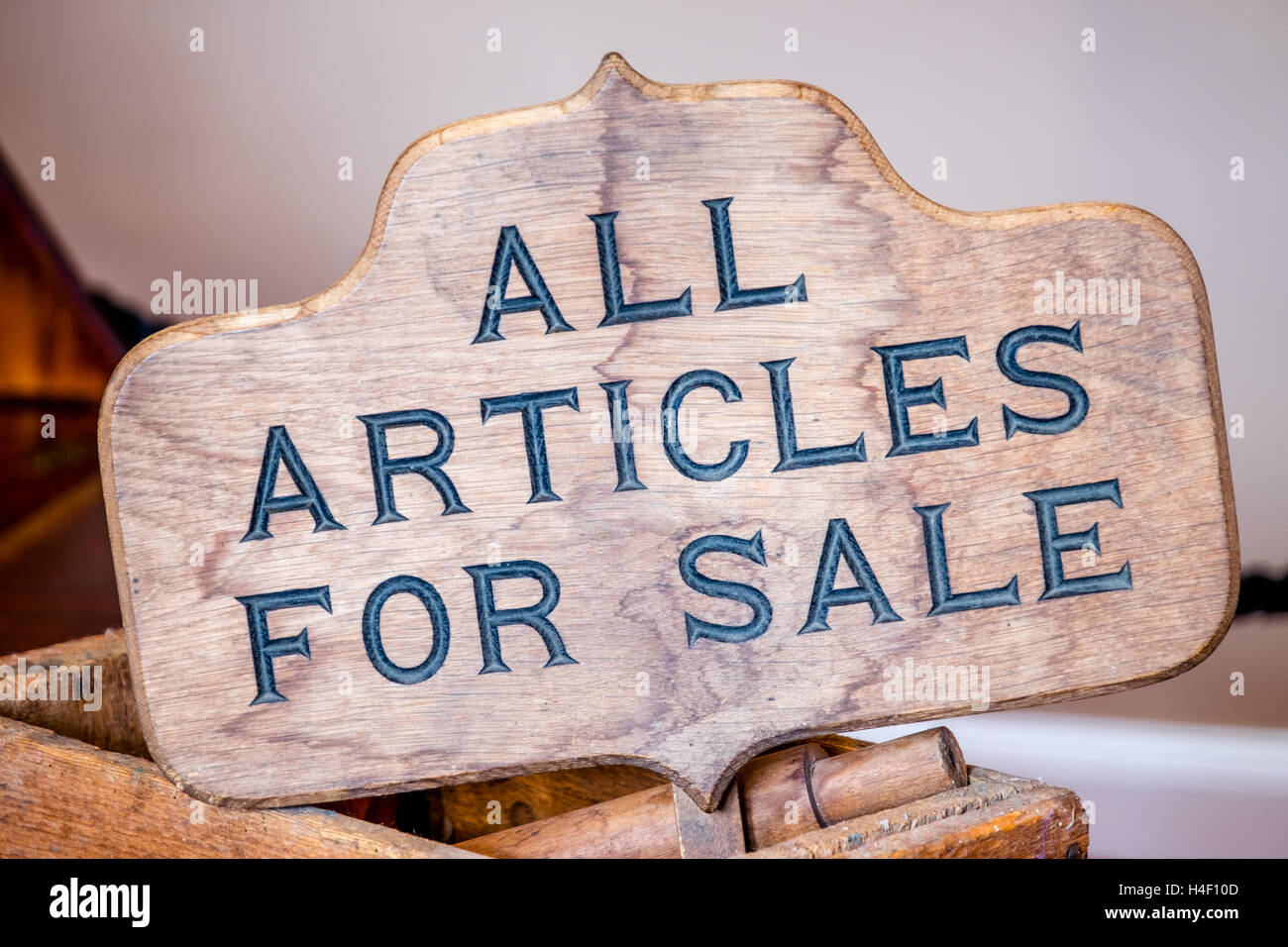 Carriages sign hi-res stock photography and images - Alamy