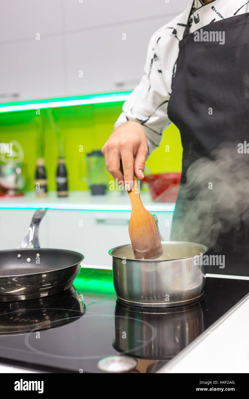 Sauce making equipment hi-res stock photography and images - Alamy