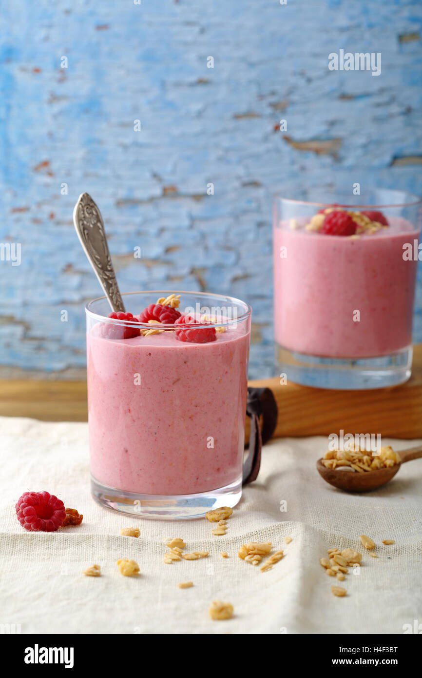 Healthy raspberry smoothie hi-res stock photography and images - Alamy
