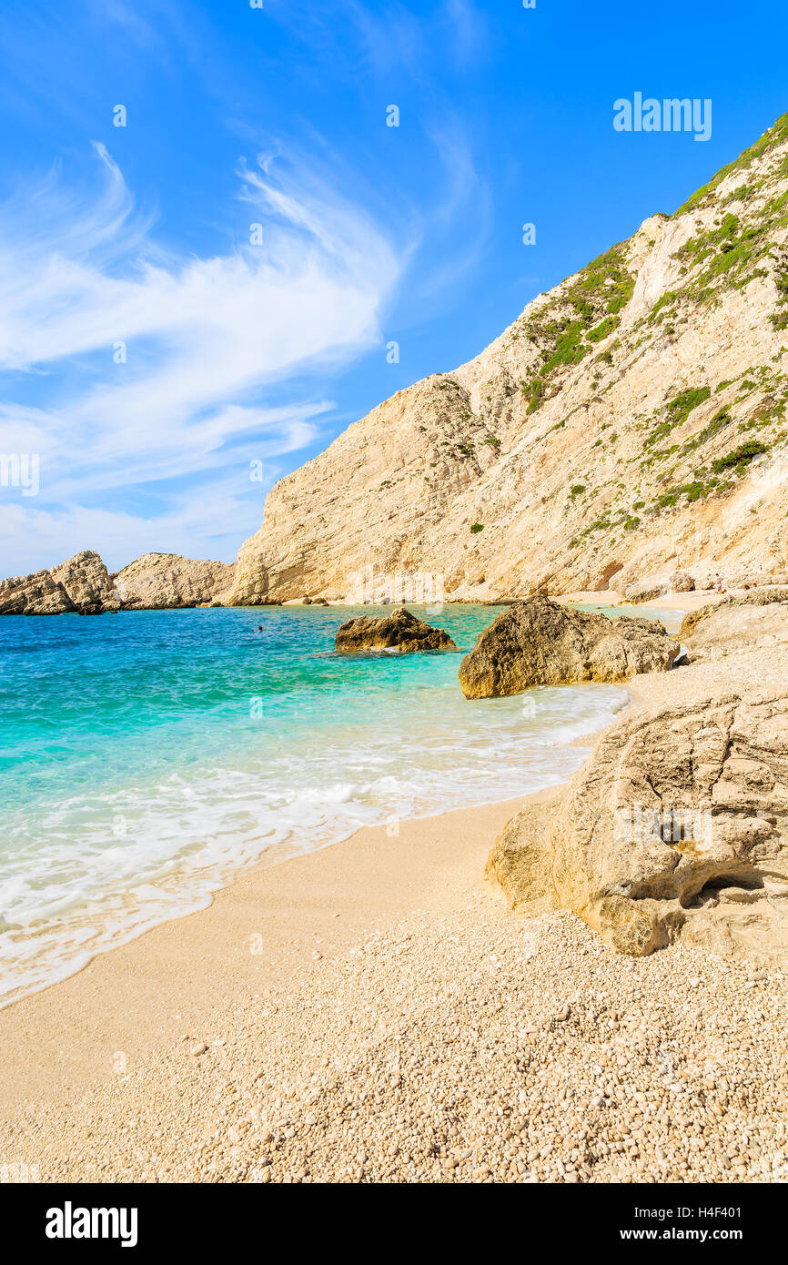 Beautiful and rocky cliff hi-res stock photography and images - Alamy