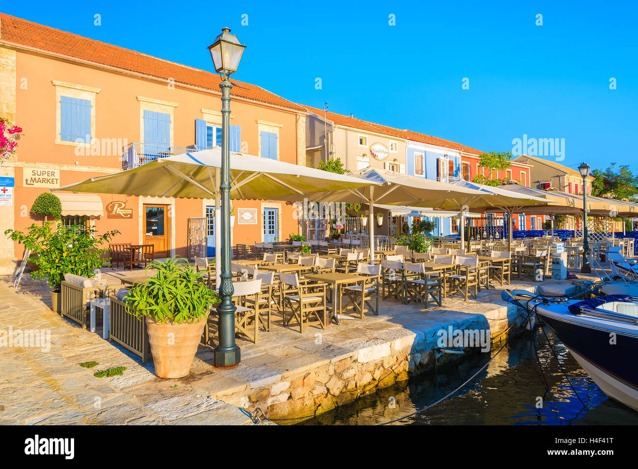 Traditional cafe in corfu hi-res stock photography and images - Alamy