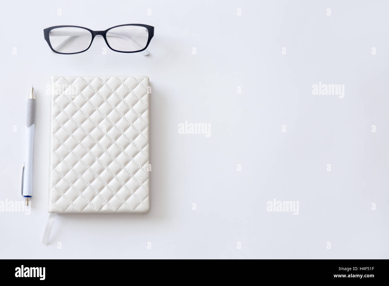 Empty work desk hi-res stock photography and images - Alamy