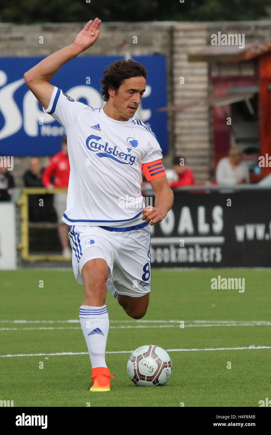 Thomas delaney footballer hi-res stock photography and images - Alamy