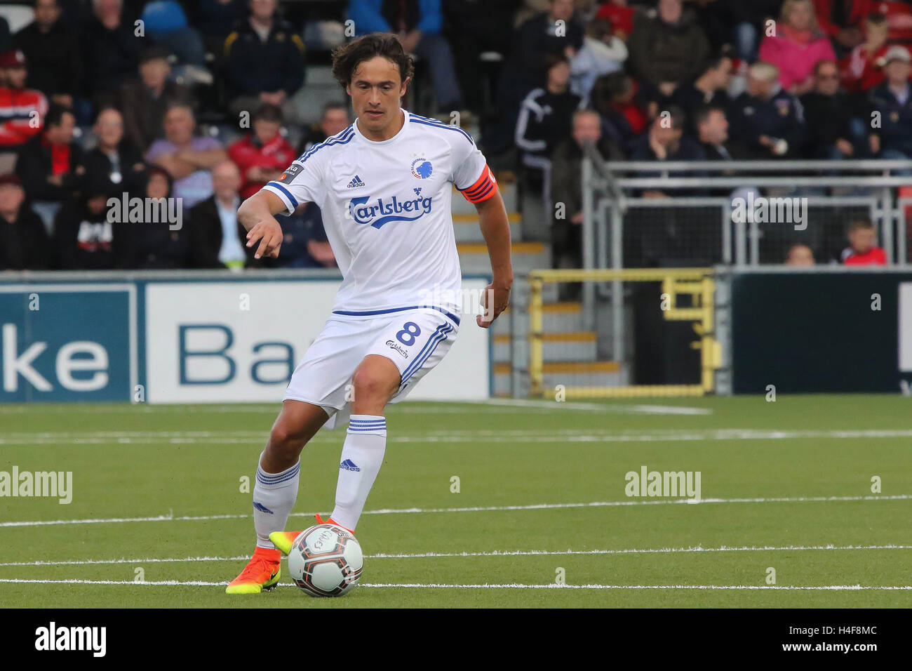Thomas delaney footballer hi-res stock photography and images - Alamy