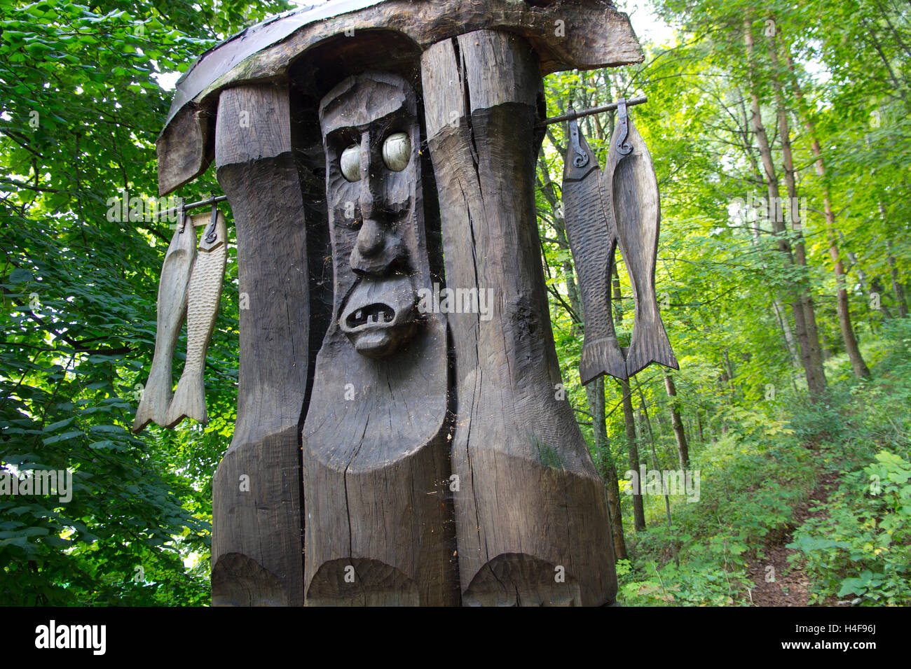Touristic statues sculptures bronze hi-res stock photography and images ...