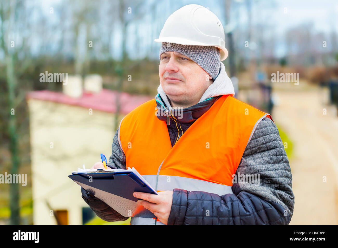 Construction employee documentation hi-res stock photography and images ...