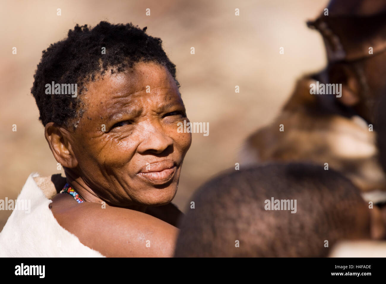 Bushman africa family hi-res stock photography and images - Alamy