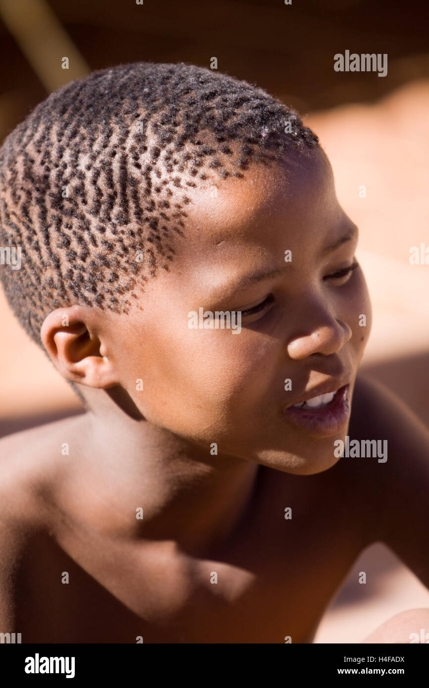 bushman san family in central namibia Stock Photo - Alamy