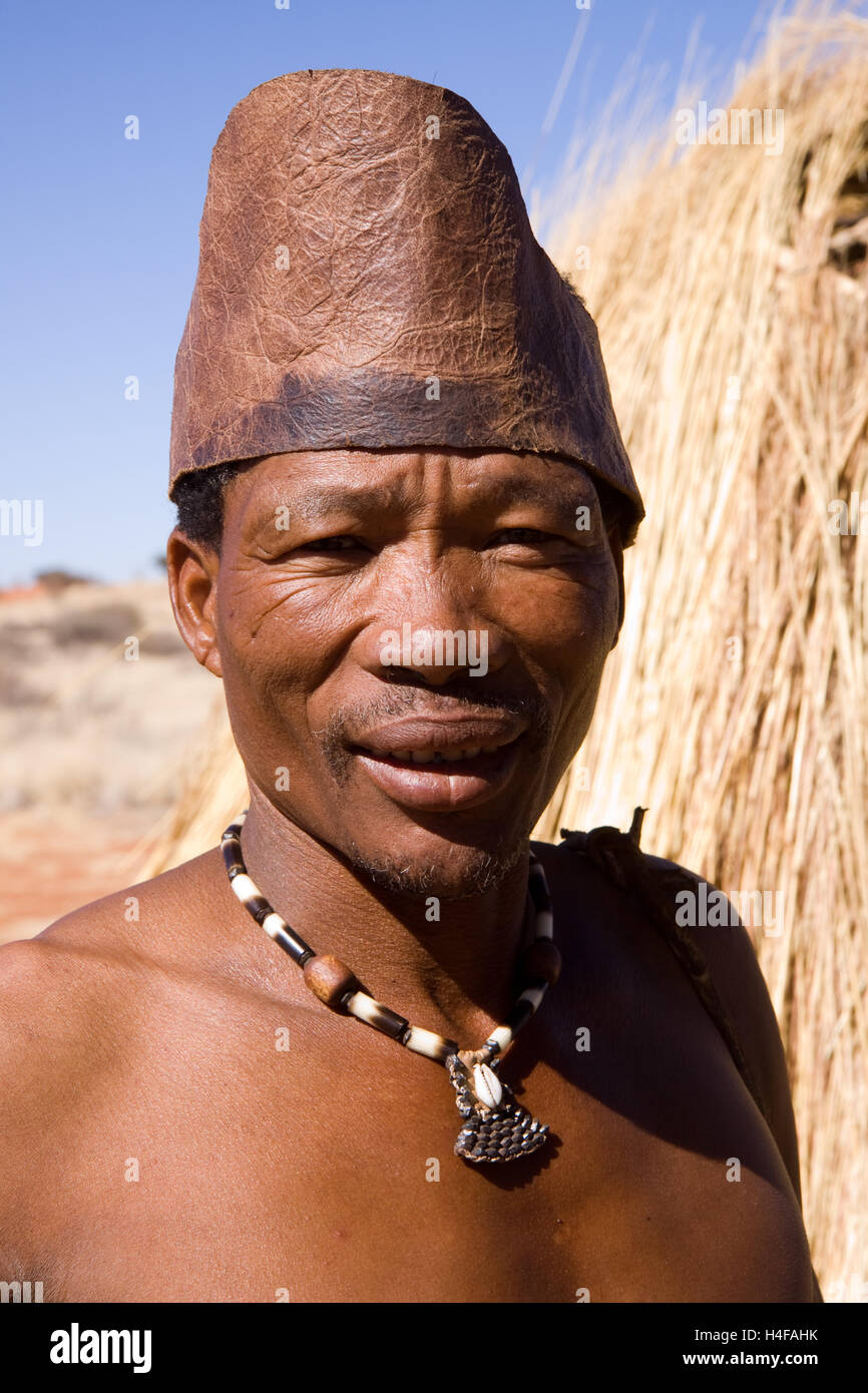 San bushmen portrait in tribe hi-res stock photography and images - Alamy