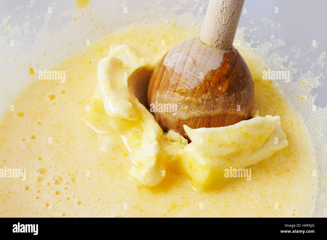 Steps of making cake. Cooking time Stock Photo - Alamy
