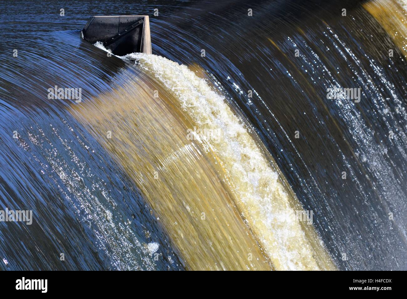 Waterfall at the Ford Dam in Minneapolis Minnesota Stock Photo - Alamy