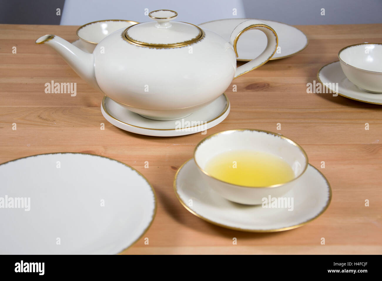 old fashiones tea service Stock Photo - Alamy