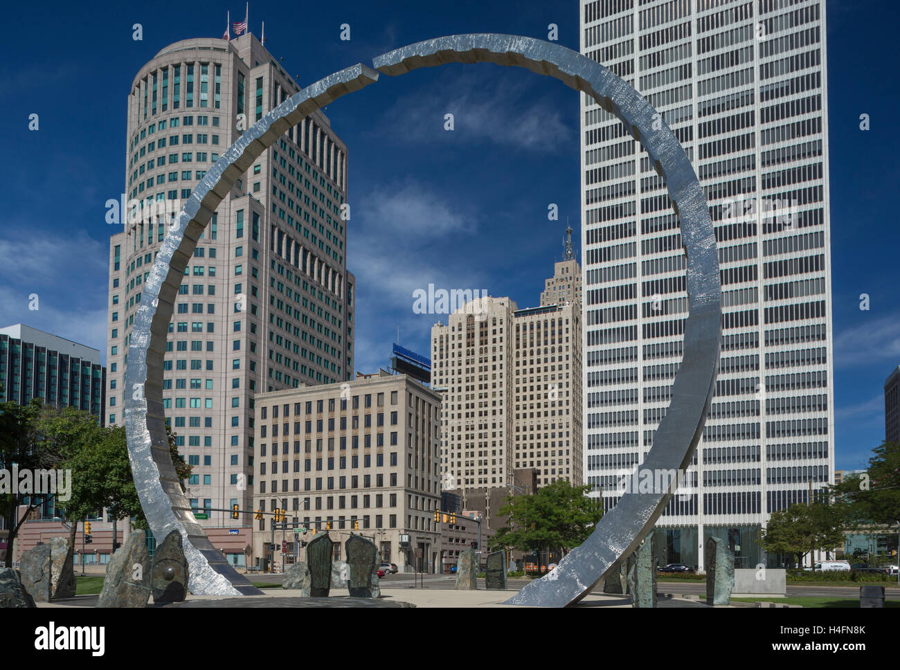 TRANSCENDING LABOR LEGACY MONUMENT ARCH (©DAVID BARR/SERGIO DI GIUSTI ...