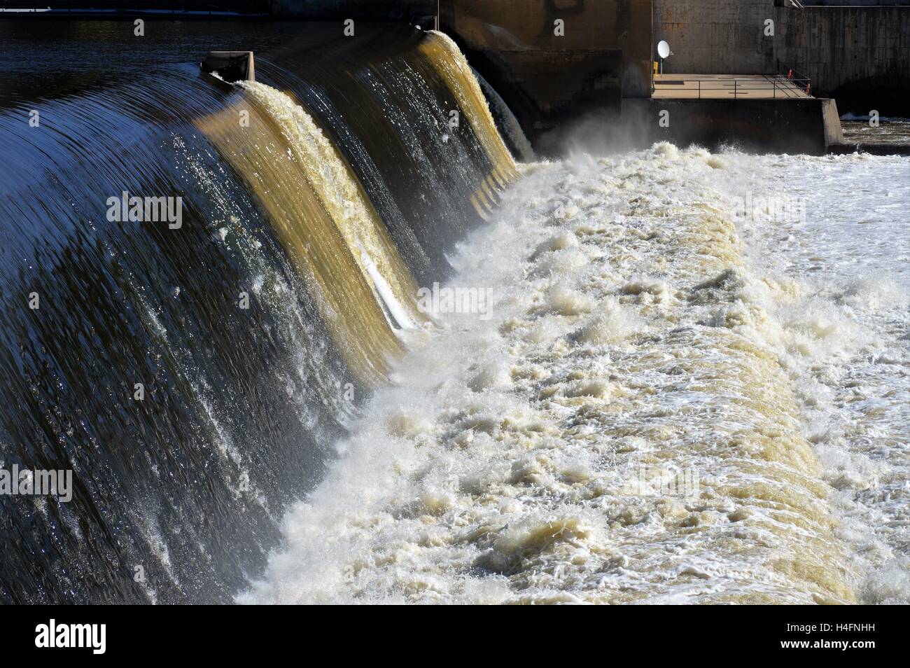 Waterfall at the Ford Dam in Minneapolis Minnesota Stock Photo - Alamy