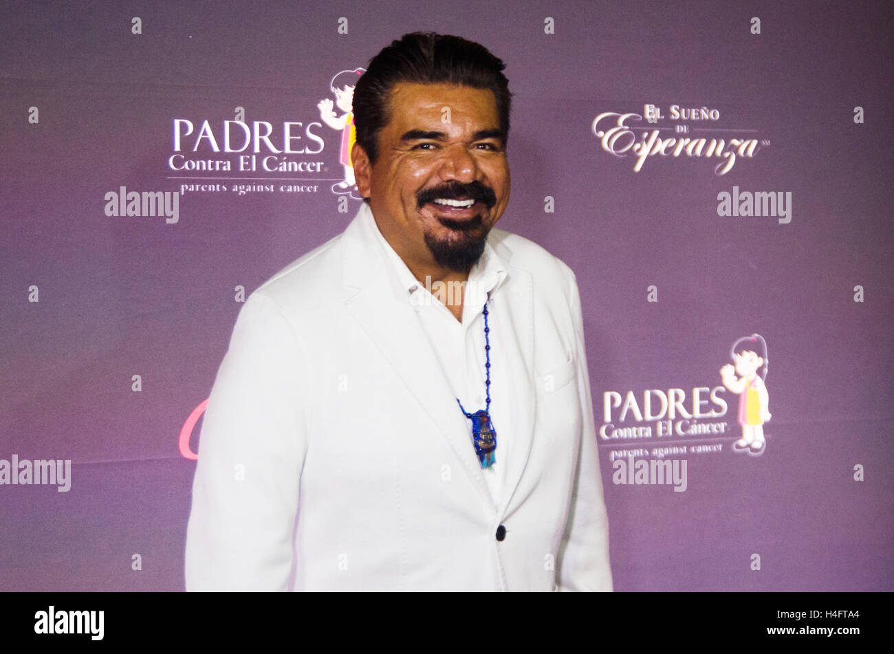 George lopez hi-res stock photography and images - Alamy