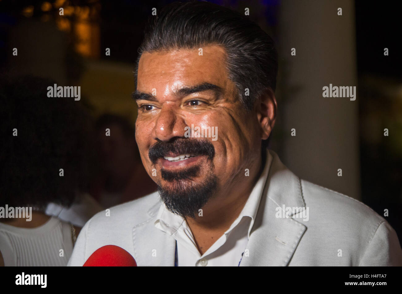 George lopez hi-res stock photography and images - Alamy