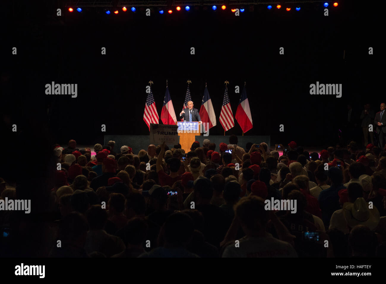 Texas trump supporters hi-res stock photography and images - Alamy