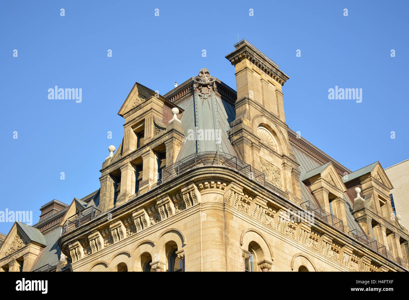 Downtown ottawa structure hi-res stock photography and images - Alamy
