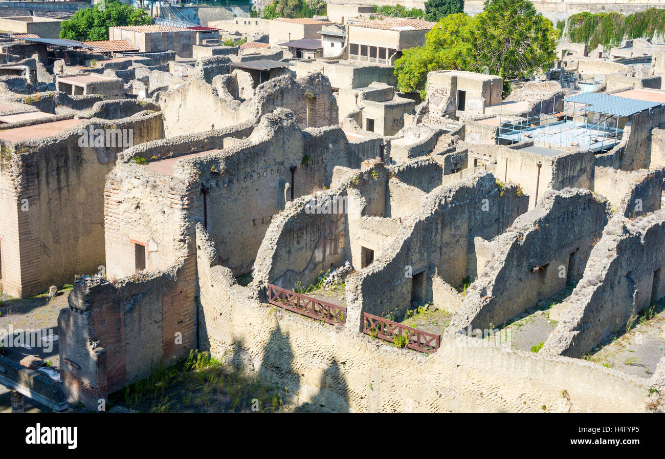 Herculaneum italy vesuvius hi-res stock photography and images - Alamy