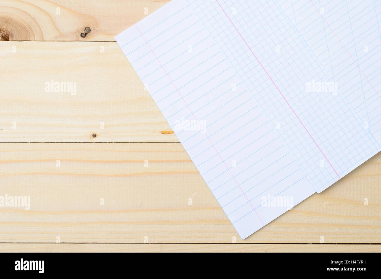 White paper teared hi-res stock photography and images - Alamy