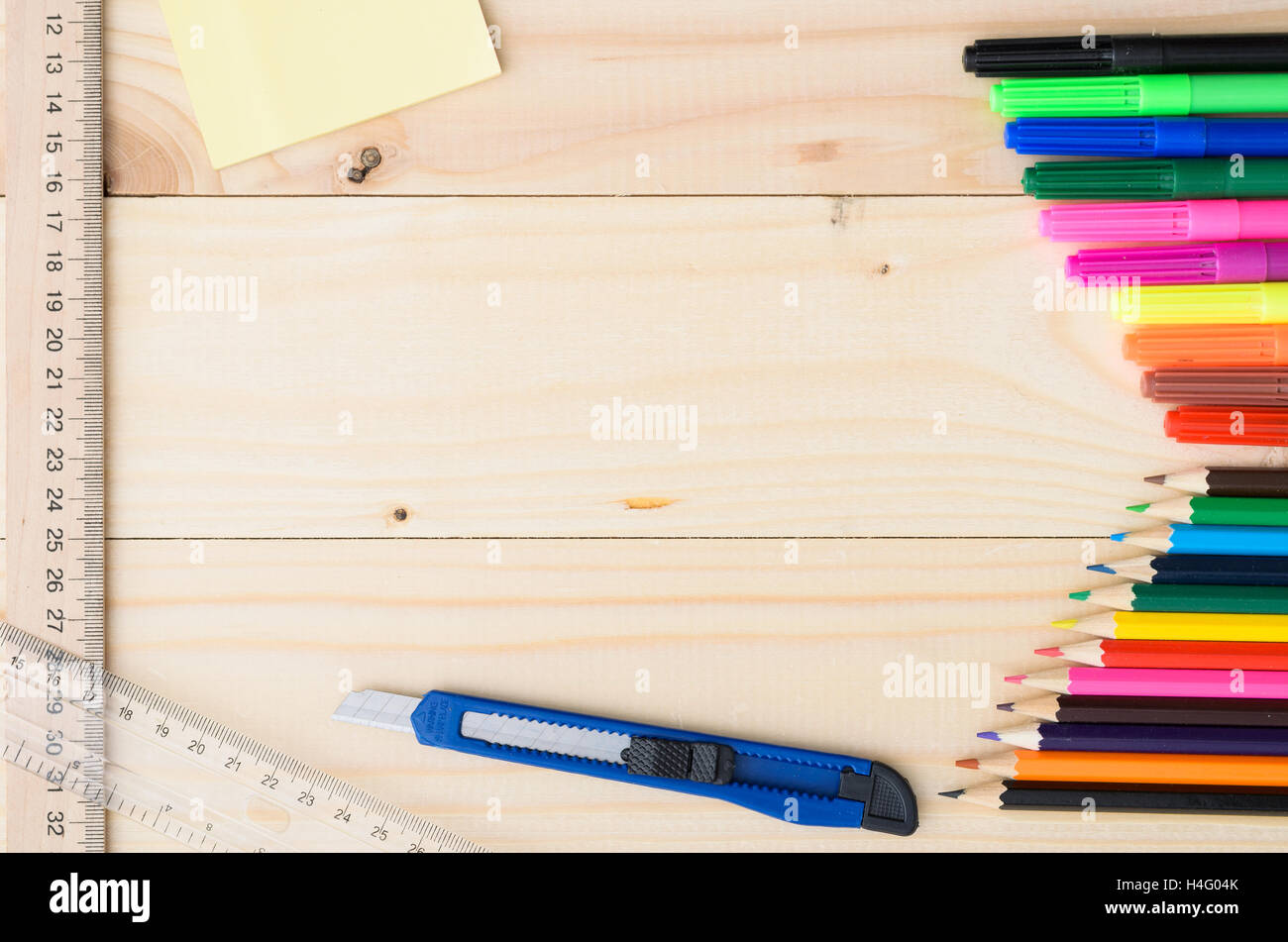 School and office supplies frame Stock Photo - Alamy