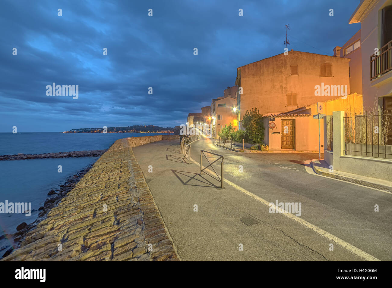 Antibes, French Riviera, France: the old town Stock Photo - Alamy