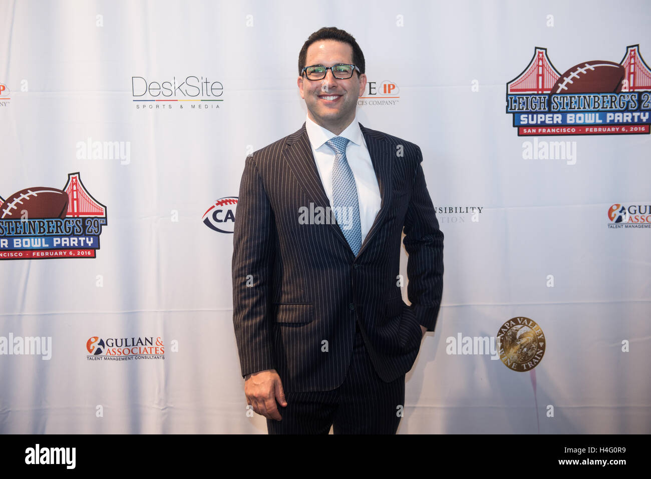 Adam schefter hi-res stock photography and images - Alamy