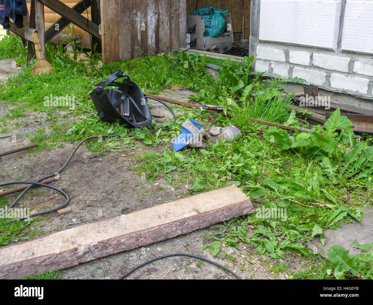 Construction brick protective gloves hi-res stock photography and ...