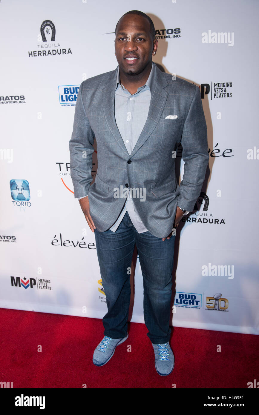 Kirk morrison poses photo glazer hi-res stock photography and images ...