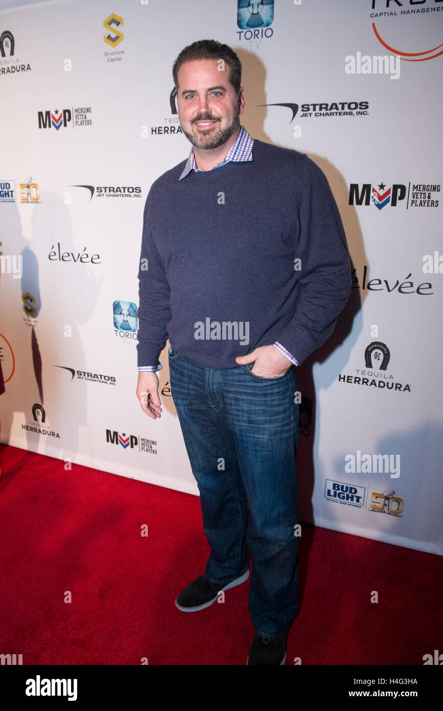 Shaun O'Hara poses for a photo at the Glazer Palooza + Suits & Sneakers ...