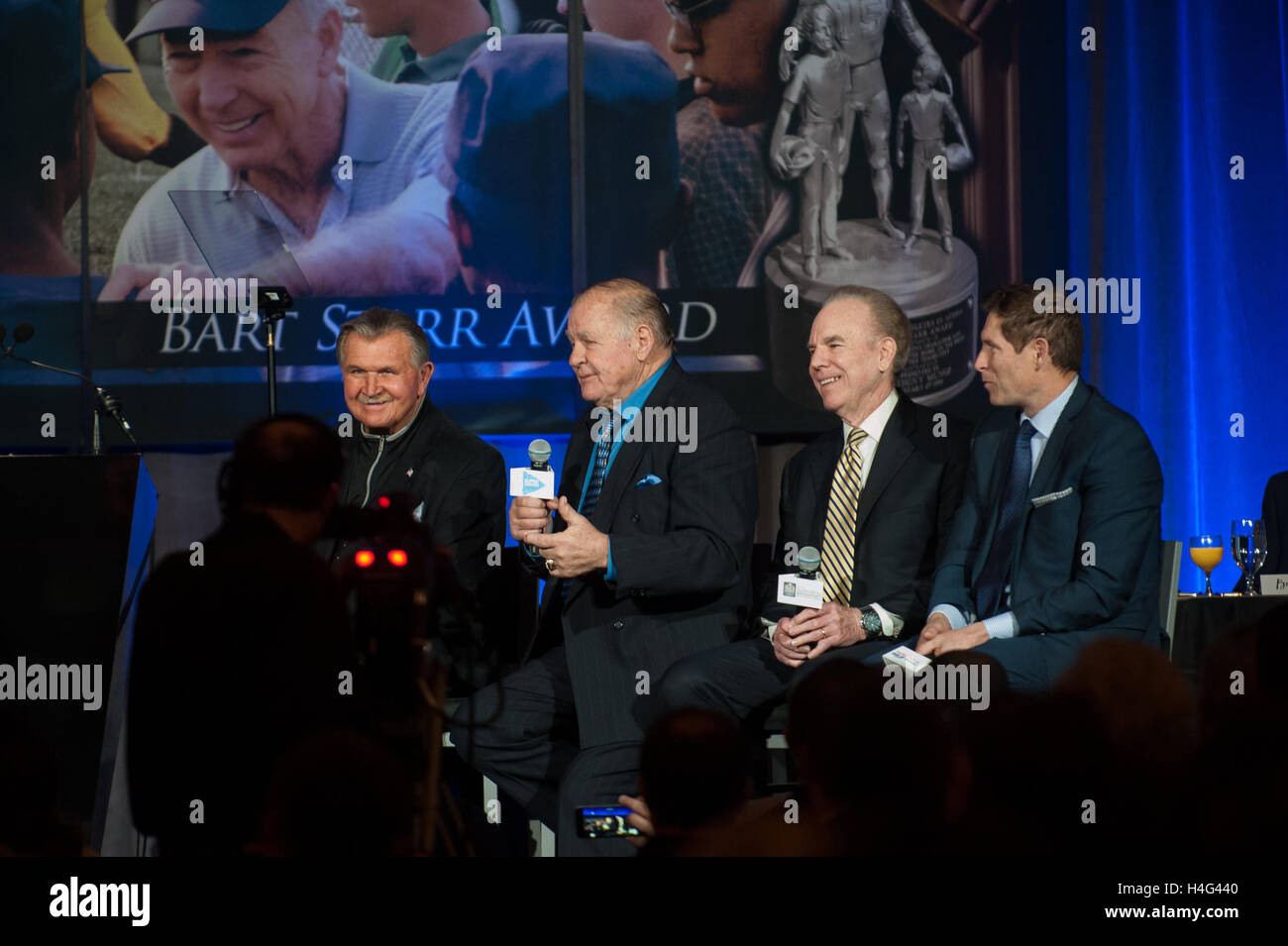 Mike DItka, Jerry Kramer, Roger Staubach, and Steve Young at the ...