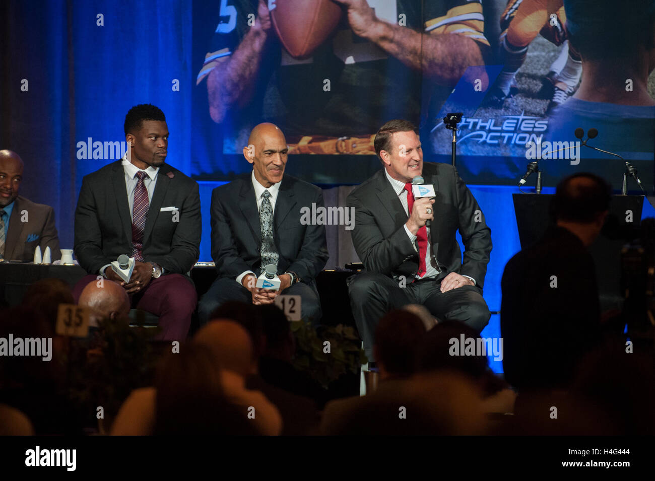 Benjamin Watson, Tony Dungy, and Brent Jones at the roundtable during ...