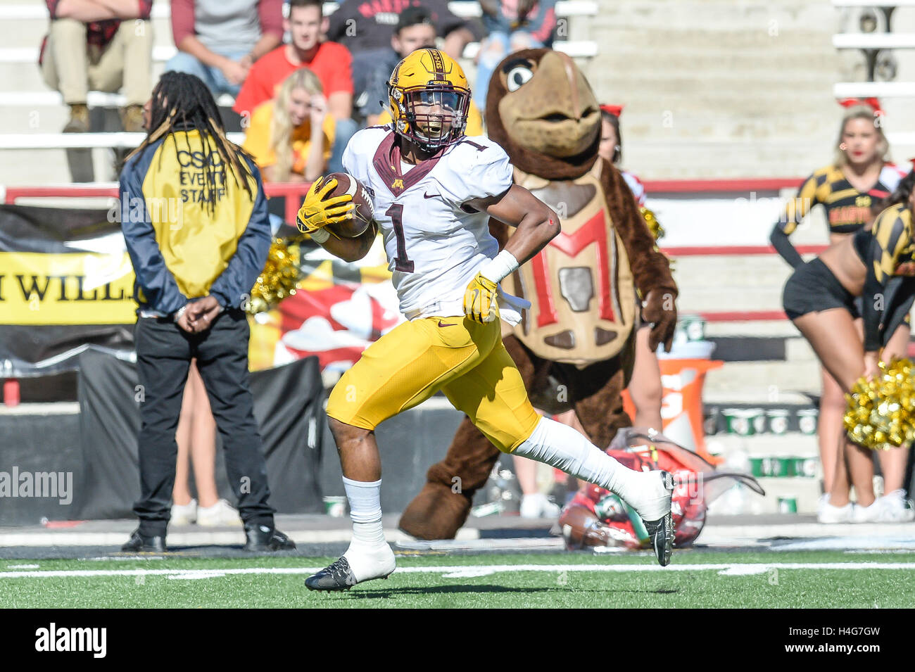 College Park, Maryland, USA. 15th Oct, 2016. University of Minnesota ...