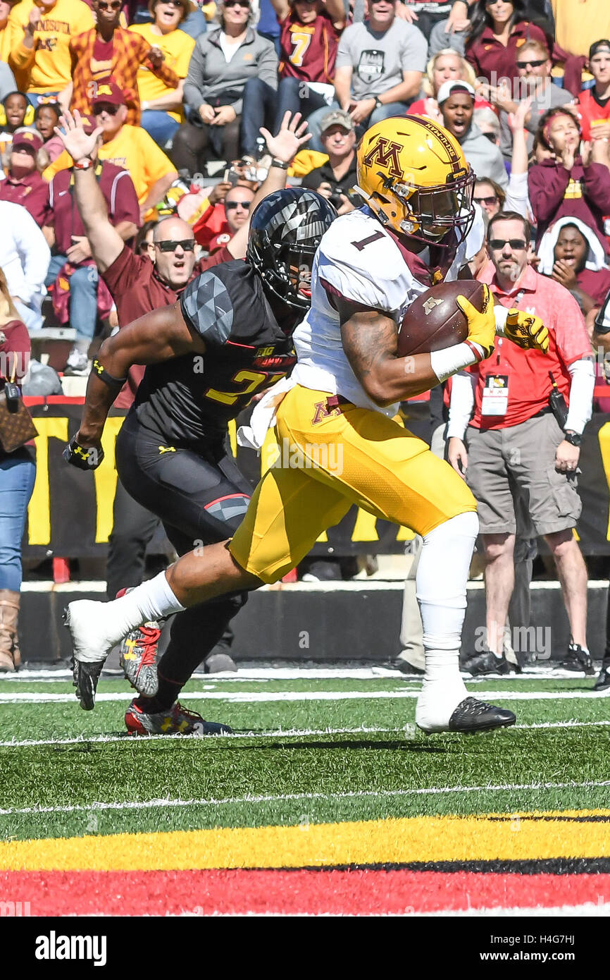 College Park, Maryland, USA. 15th Oct, 2016. University of Minnesota ...