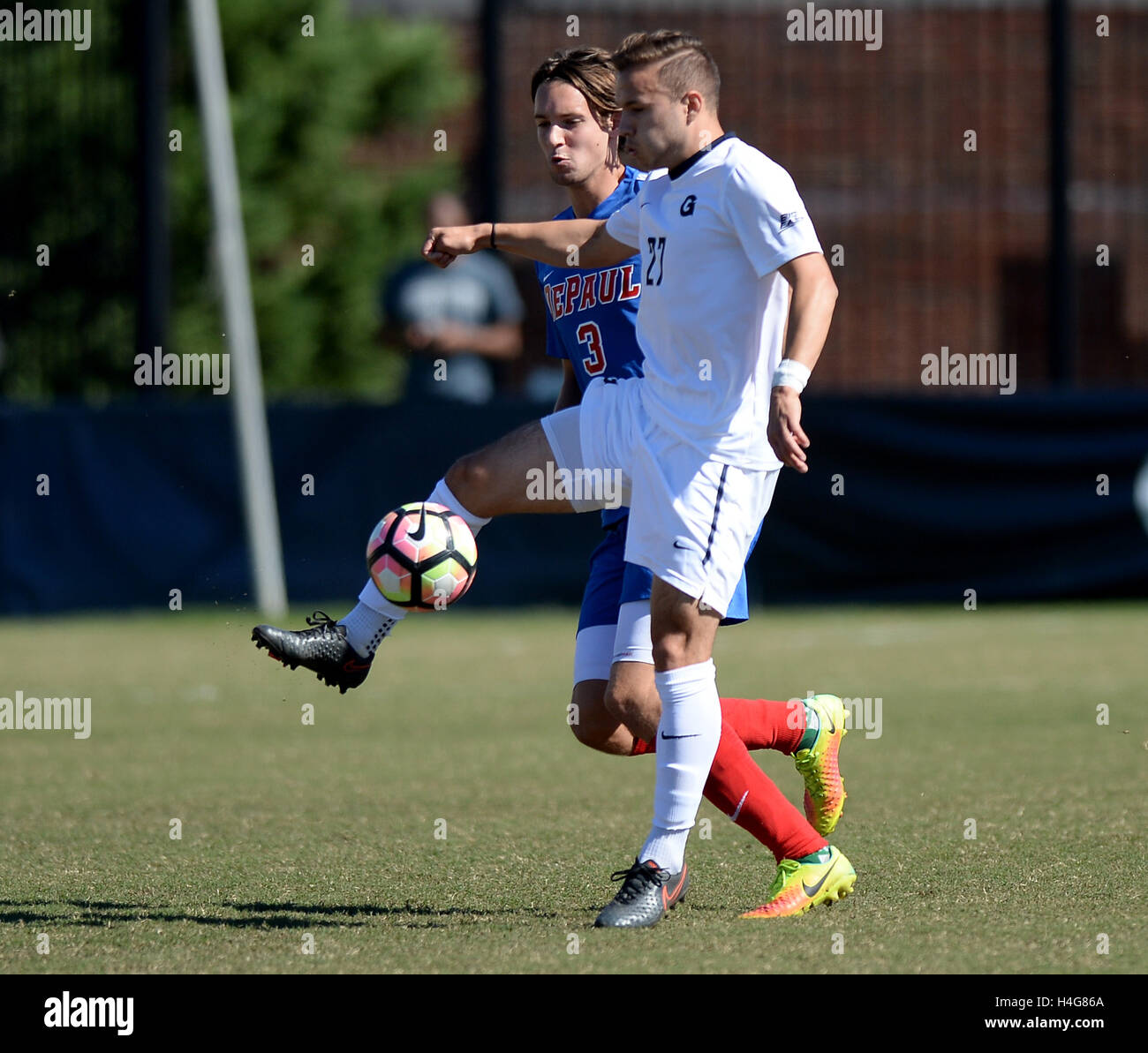 Zach shaw hi-res stock photography and images - Alamy