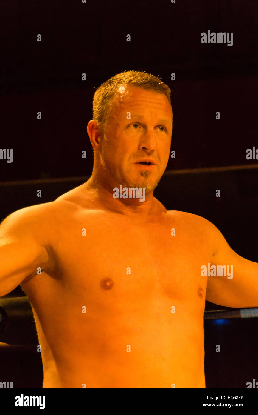 Kiel, Germany. 15th October, 2016. Former TNA-Star Doug Williams wins ...