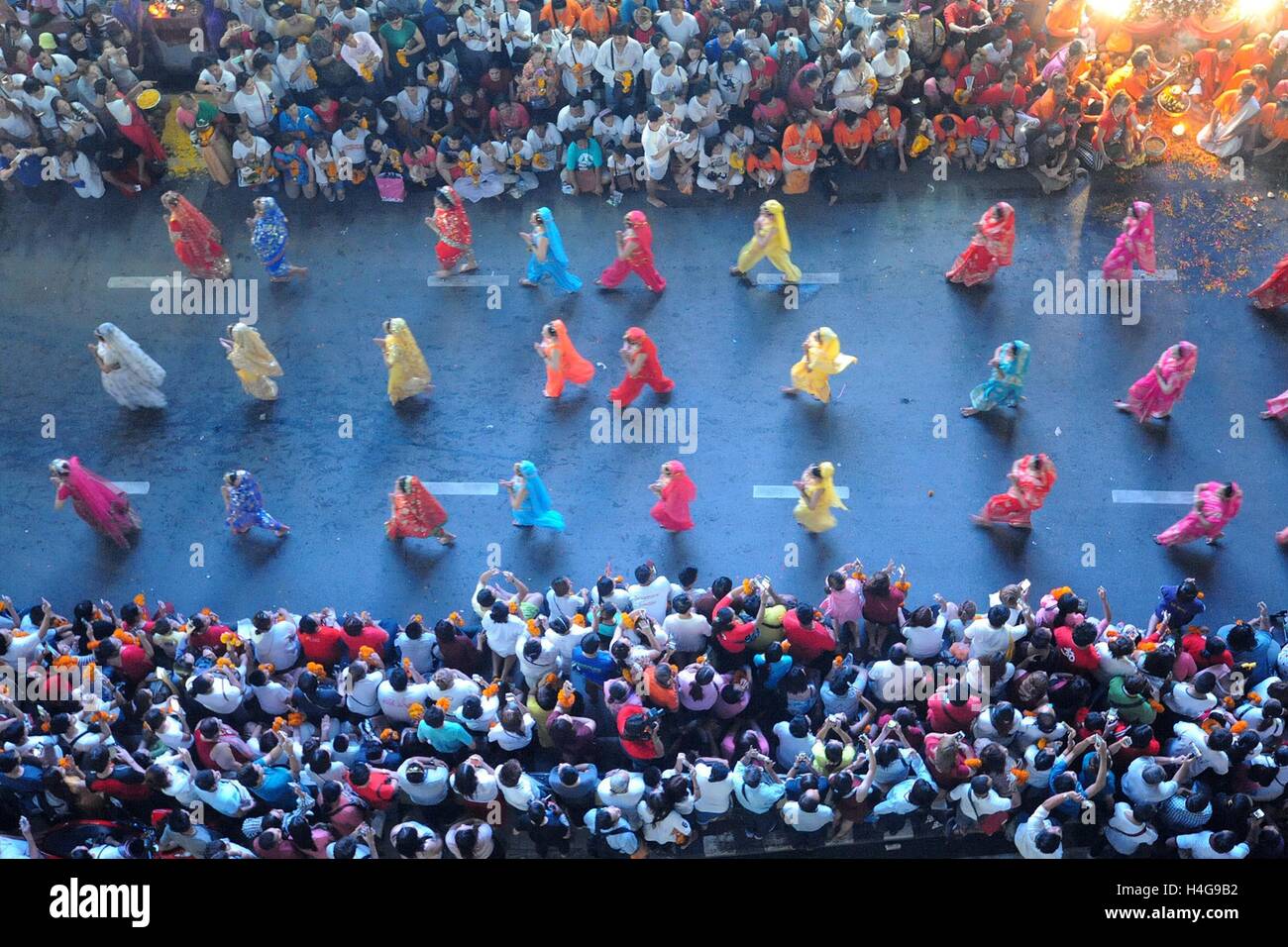Hindus in bangkok hi-res stock photography and images - Alamy